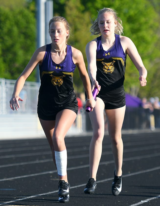 Hurdler Tesdahl carries the torch for Lynx | News, Sports, Jobs - The ...